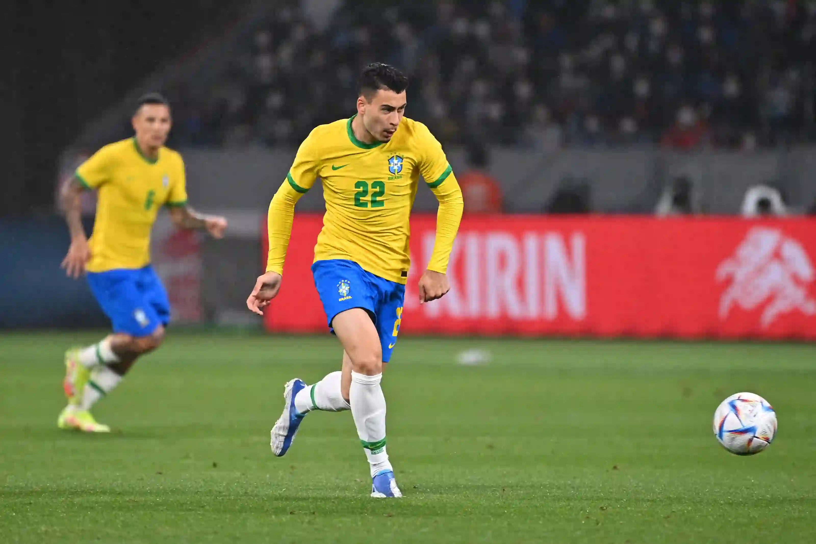 Emi Martinez reacts to Gabriel Martinelli's Brazil call-up for World ...